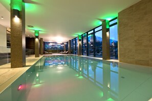 Piscina interior 
