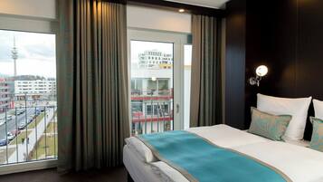 Escrivaninha, Wi-Fi de cortesia, roupa de cama