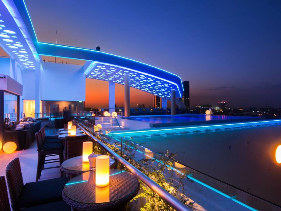 Bar junto à piscina