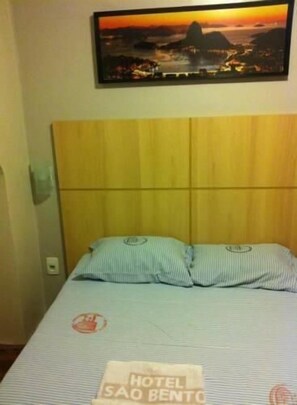 Camas extras/dobráveis (sobretaxa), Wi-Fi de cortesia