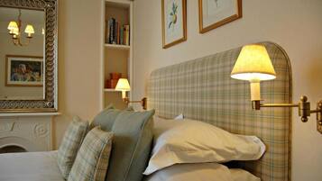 Suíte, 2 camas Queen, vista para o jardim | Roupas de cama de algodão egípcio, individualmente decorados