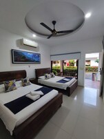 Roupas de cama premium, frigobar, cofres nos quartos, Wi-Fi de cortesia