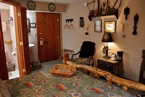 Quarto Duplo Standard, casa de banho anexa (Safari)