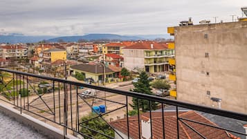 The Urban Double Room | Vista do quarto