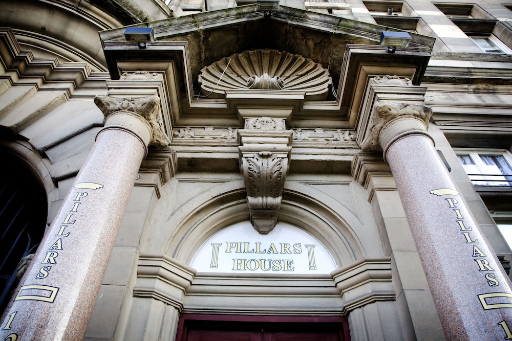 Pillars House - Fife