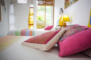 Quarto triplo conforto, vista para o jardim (Ground Floor) | Vista do quarto