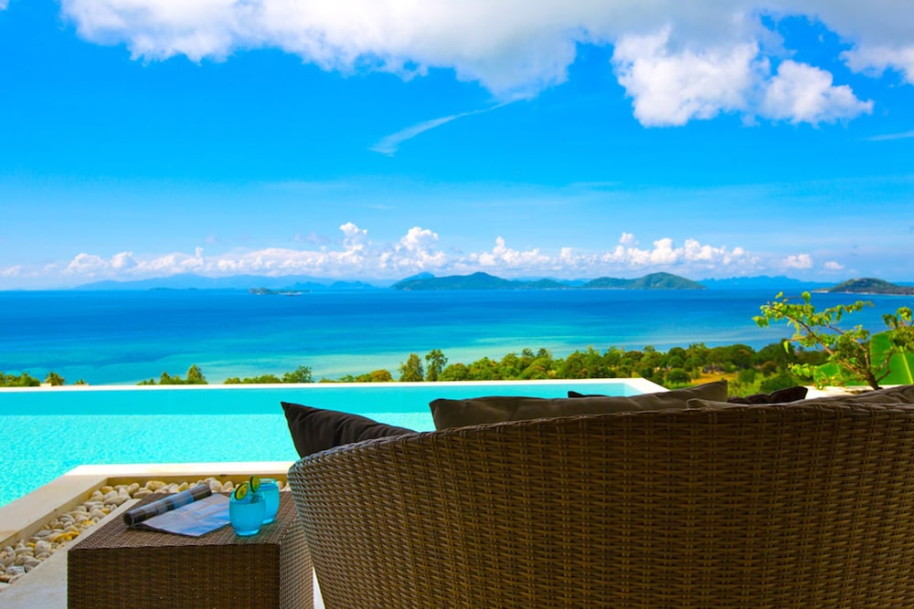 Camille , Full Staff Service & Chef - Ko Samui