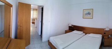 Apartamento, 1 quarto, varanda, vista para o jardim | 1 quarto, berços/camas para crianças grátis, Wi-fi 