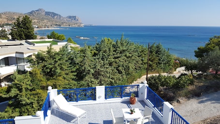 Sacada. Mediterraneo Apartments