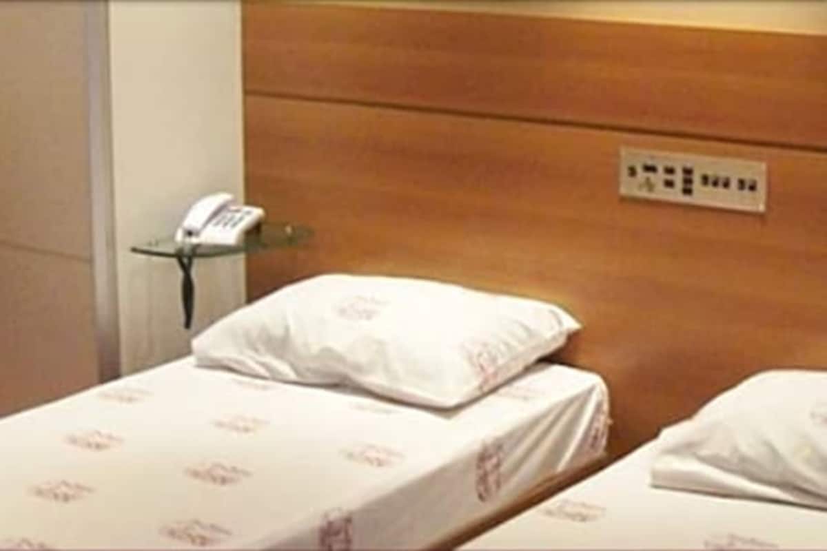 Quarto Twin, 2 camas individuais | Cortinas/cortinados opacos, Wi-fi grátis, roupa de cama fornecida