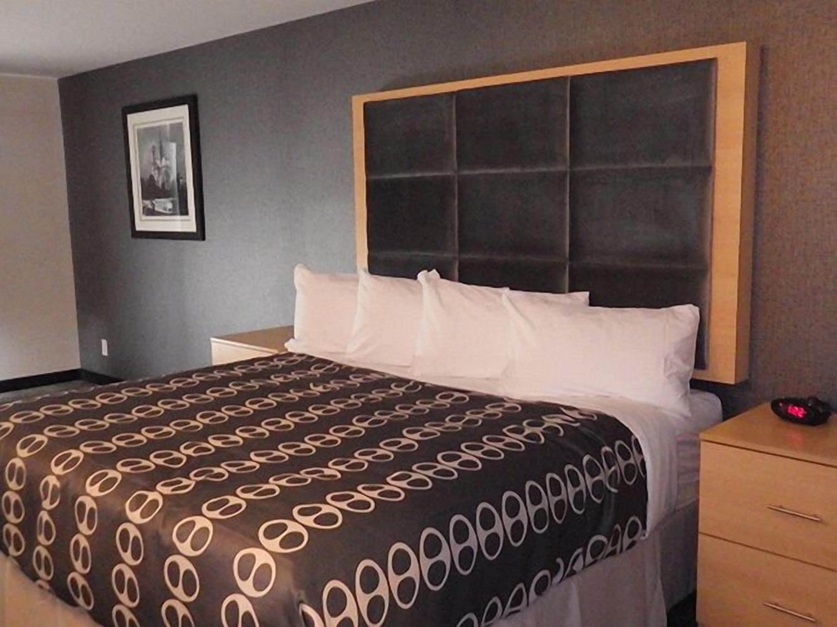 Quarto Deluxe, 1 cama king-size, cozinha | Secretária, Wi-fi grátis 