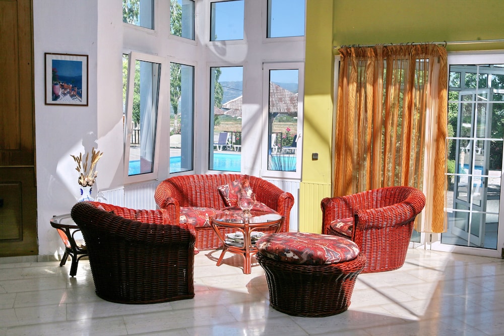 Aegeon Hotel - Лесбос