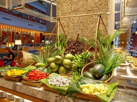 Pequeno-almoço tipo buffet diário mediante uma taxa 