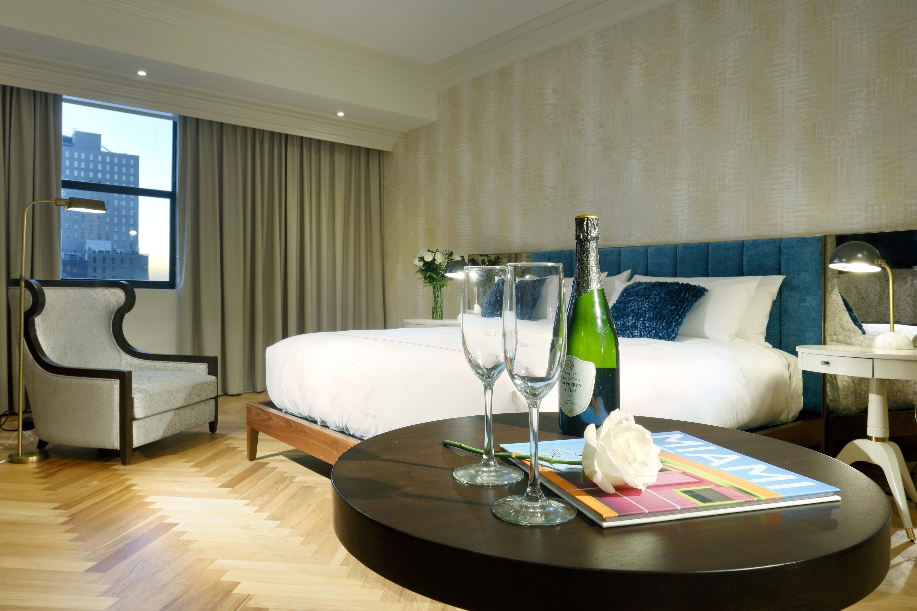 Suite Presidencial | Roupa de alta qualidade, edredões de penas, minibar, cofre no quarto 