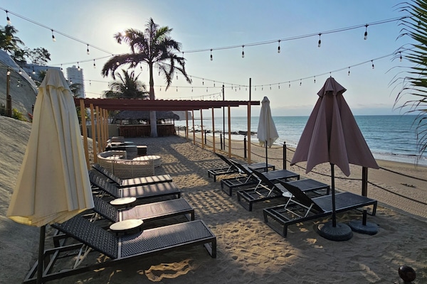 Praia particular nas proximidades