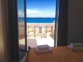 Casa, 2 quartos, vista para o mar | Terraço/pátio interior