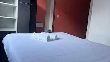 Quarto Duplo Standard | Cortinas/cortinados opacos, quartos insonorizados, Wi-fi grátis