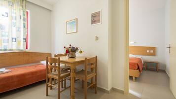 Estúdio (Double) | Área de estar | TV