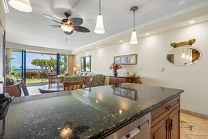 Condo, 2 quartos | Parte interna