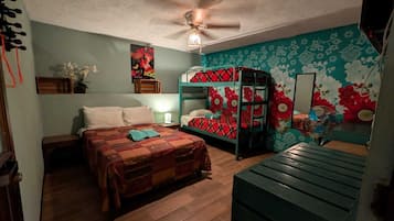 Habitación Familiar para 4 personas | Ferros/tábuas de passar roupa, Wi-Fi de cortesia, roupa de cama