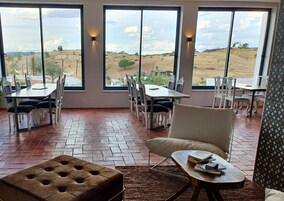 Área de estar no saguão