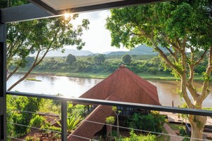 Quarto Twin | Vista para a água