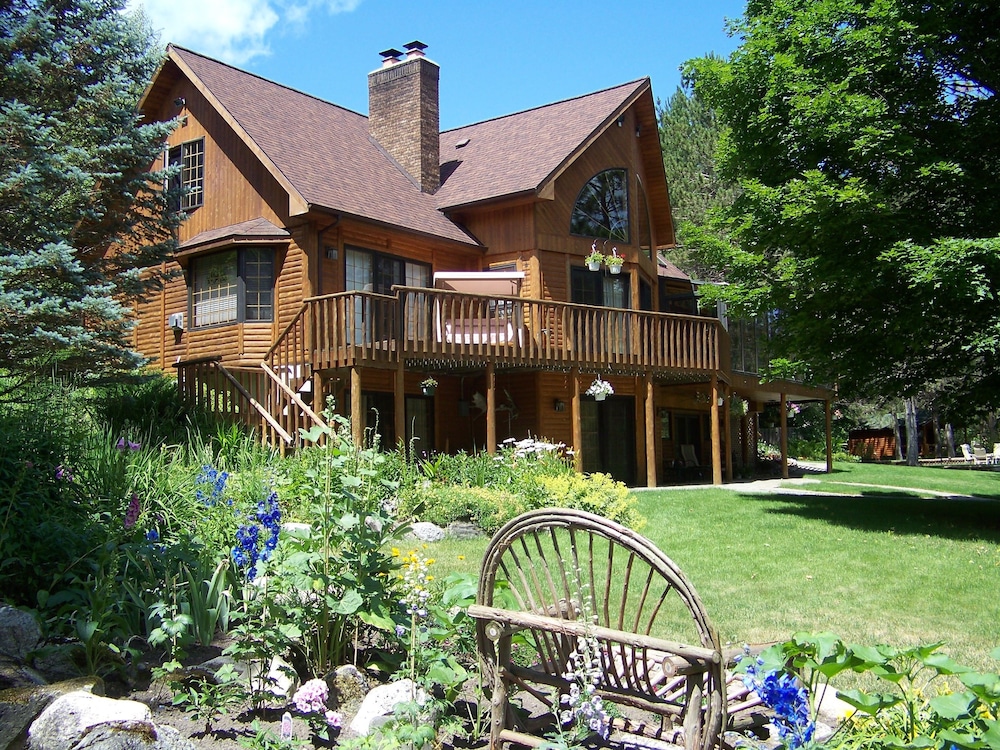 Horton Creek Inn B&b - Petoskey, MI