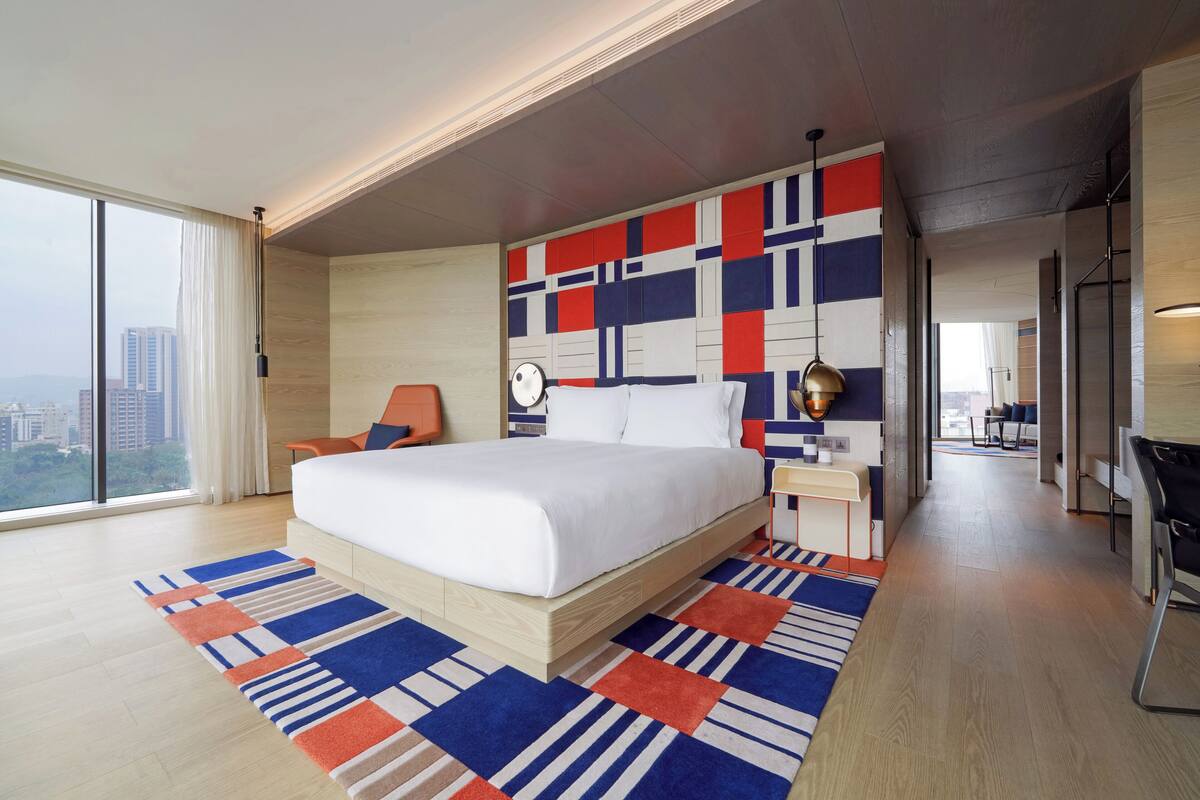 Suite, 1 quarto, vista para o parque (Dining) | Roupa hipoalergénica, edredões de penas, minibar, cofre no quarto 