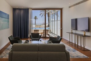Villa Royal, piscina privativa | Vista do quarto
