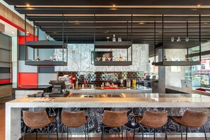 Alimentação e bebidas