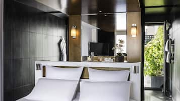 Suite Signature, 1 cama king-size (Teck Executive) | Roupa de alta qualidade, minibar, cofre no quarto, secretária