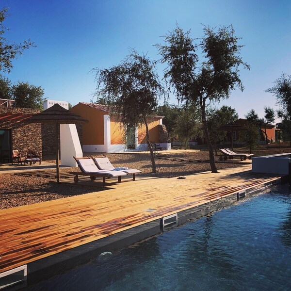 Tons Da Terra - Santiago do Cacém