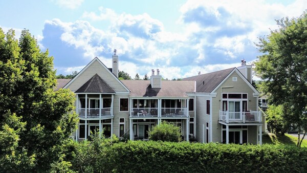 Condo 2 Bedrooms Jardin Des Sables - Orford, QC