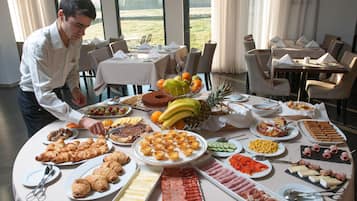 Pequeno-almoço continental diário incluído