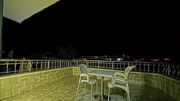 ZELVE | Terraço/pátio interior
