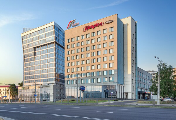 Hampton By Hilton Minsk City Centre - Minsk