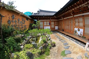 Entrada (vista interior)