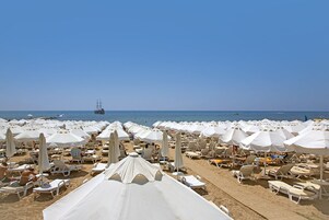 Praia particular, bar na praia 