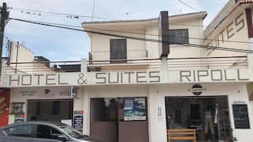 Fachada da propriedade