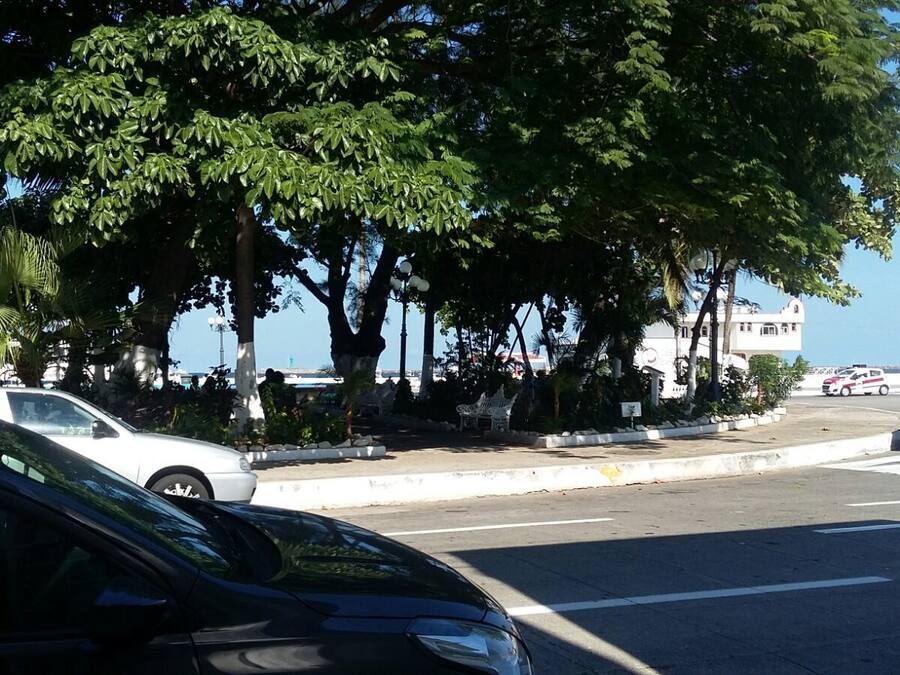 Estacionamento sem assistência (pago) (USD 5 por noite)