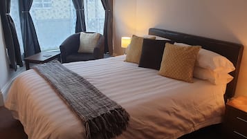 Apartamento Superior, 2 quartos | Lençóis de algodão egípcio, roupa de alta qualidade