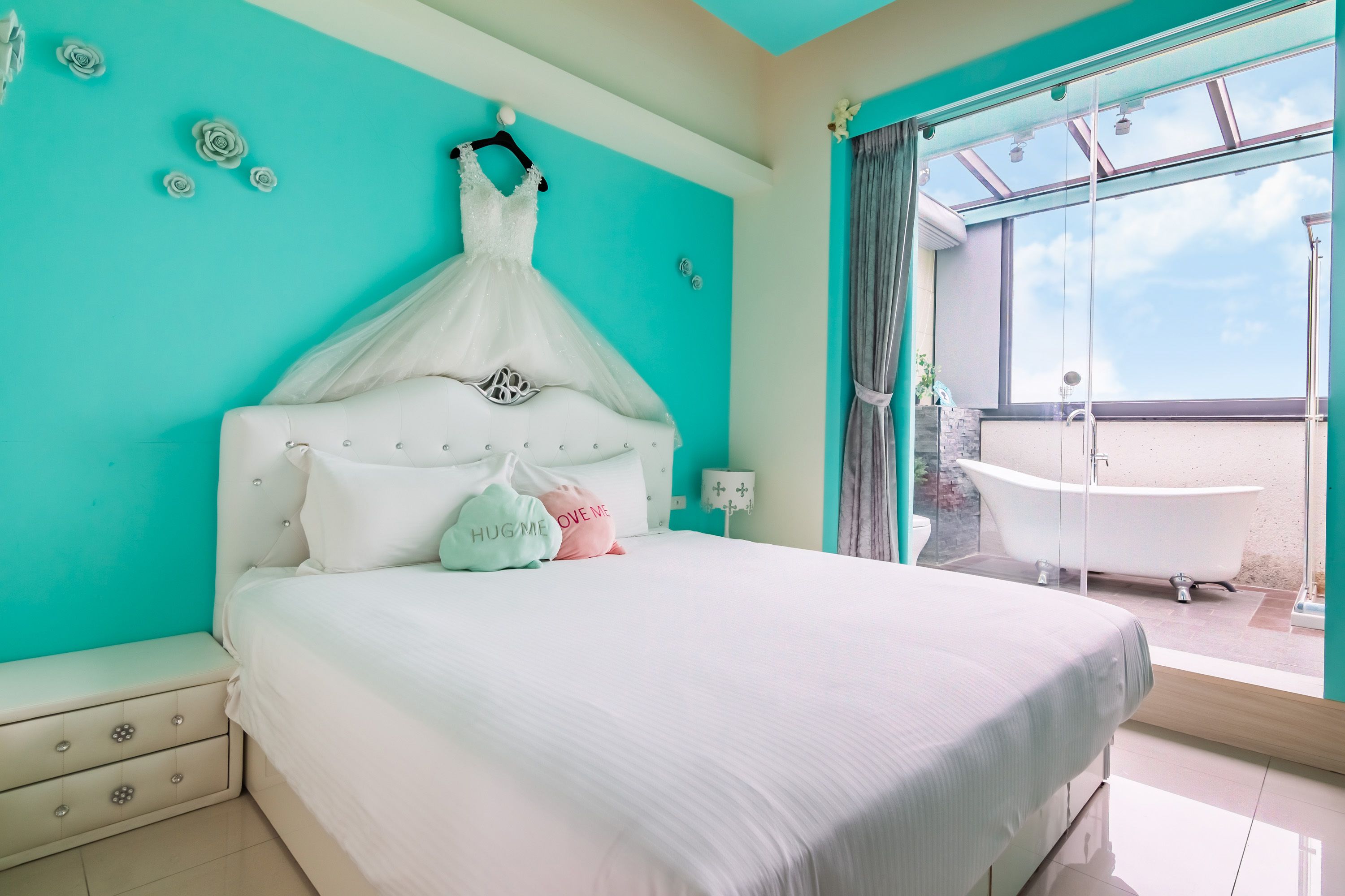 Quarto Duplo Superior, banheira | Terrenos do alojamento