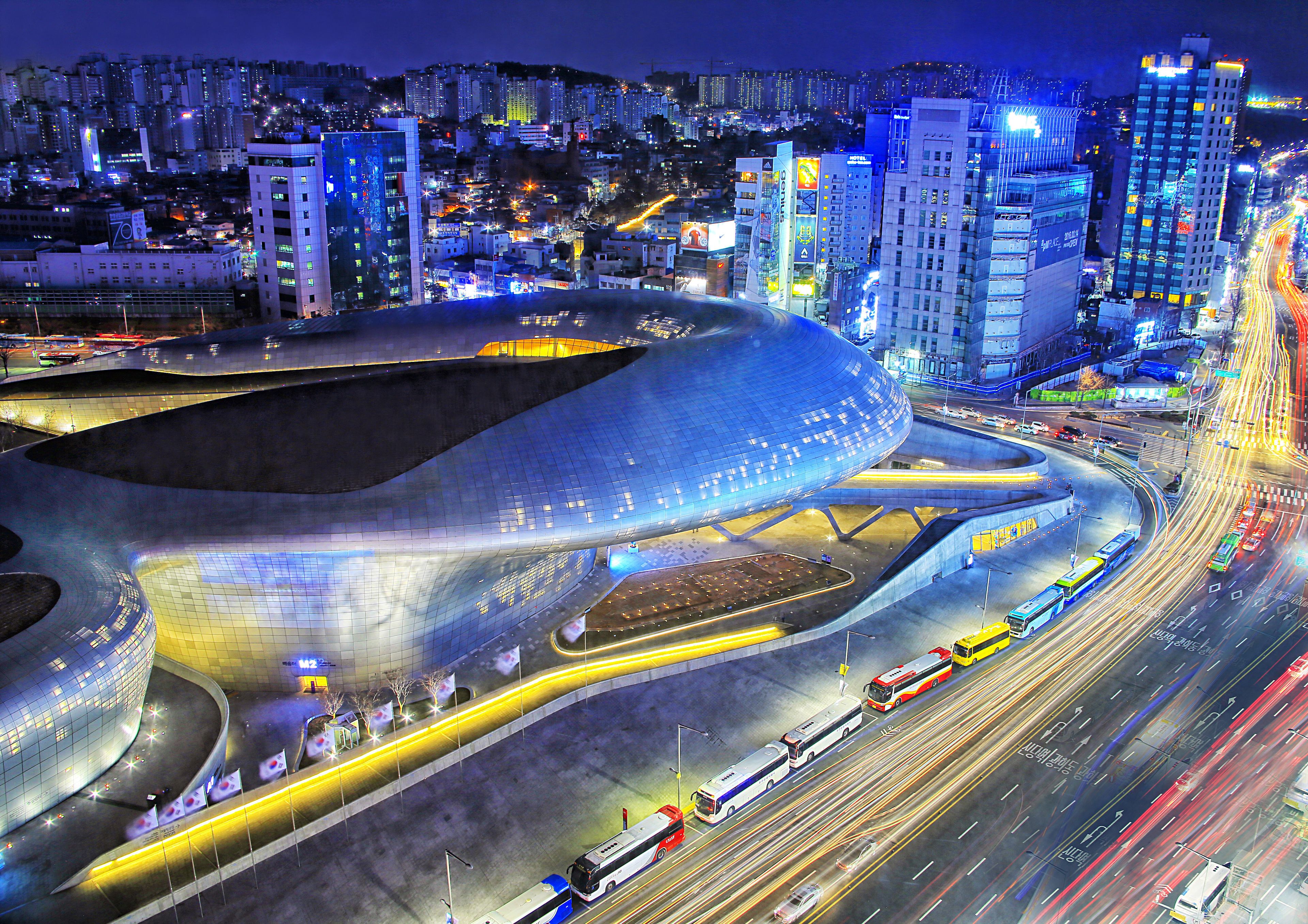 Panoramic Family Room | Vista do quarto