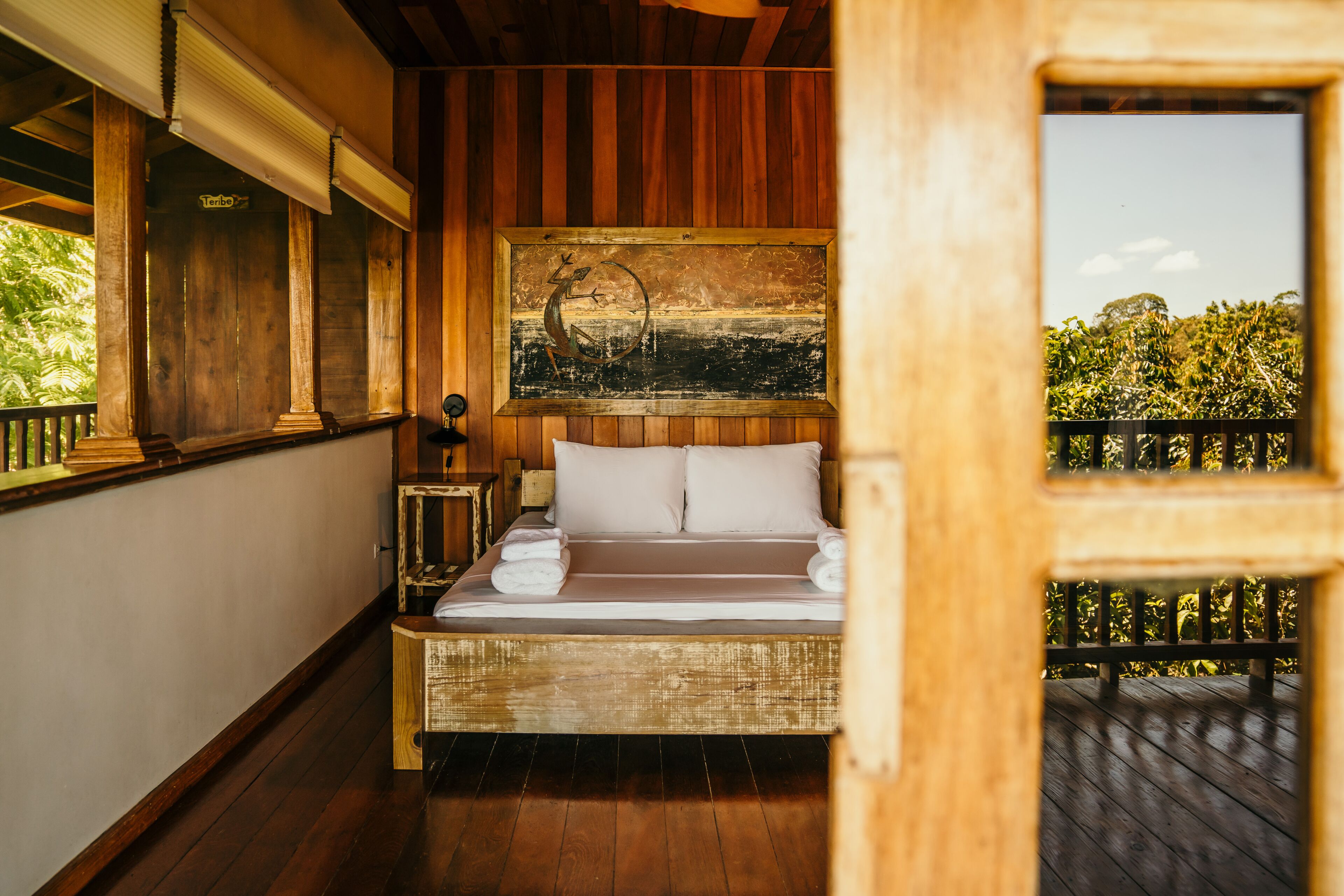 Premium Canopy Room | Cofre no quarto, com decoração personalizada 