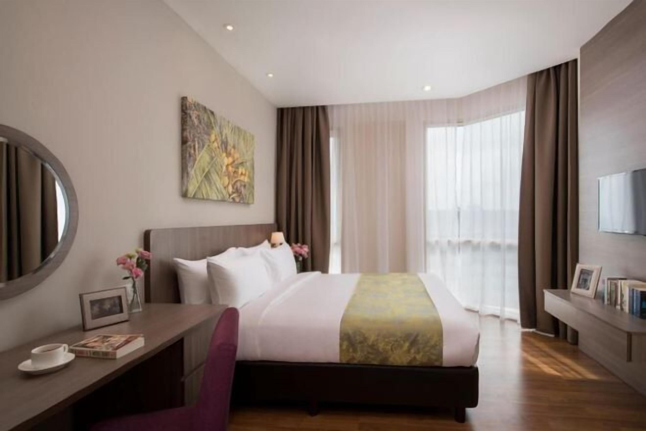 Minibar, secretária, quartos insonorizados, ferro/tábua de engomar 