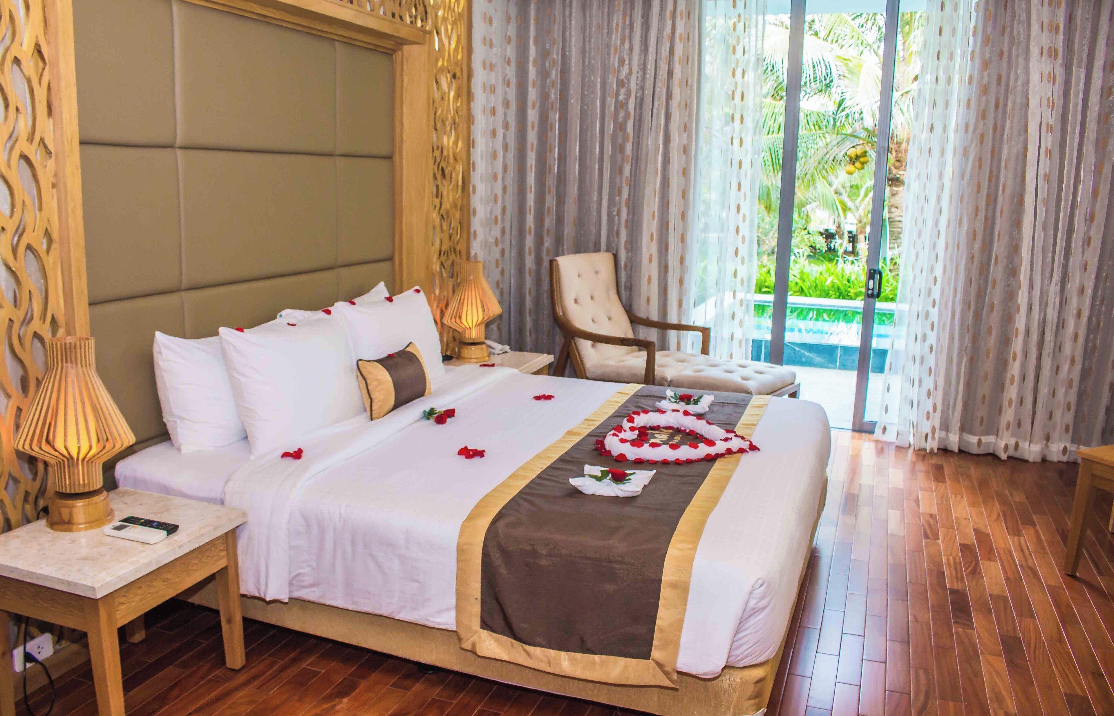 Vila, 3 quartos, piscina particular, vista para o jardim | Frigobar, cofres nos quartos, escrivaninha, cortinas blackout