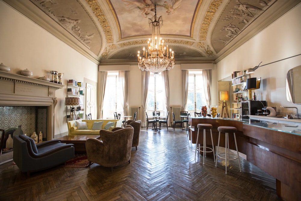 Adastra Suites - Florence