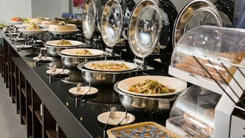 Café da manhã self-service todos os dias (TWD 300 por pessoa)