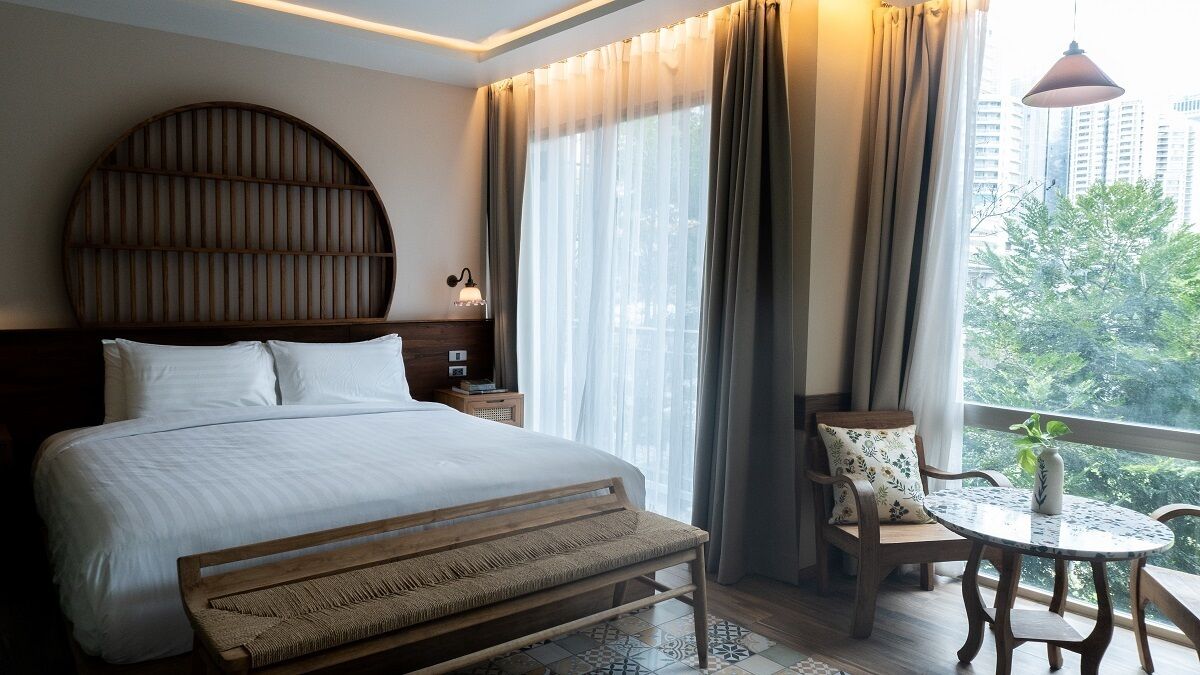 Estúdio Deluxe | Minibar, cofre no quarto, com decoração personalizada, secretária 