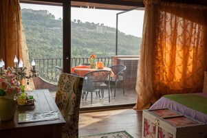 Suite-Estúdio Panorâmica, terraço | 1 quarto, roupa de alta qualidade, camas de colchão Select Comfort 